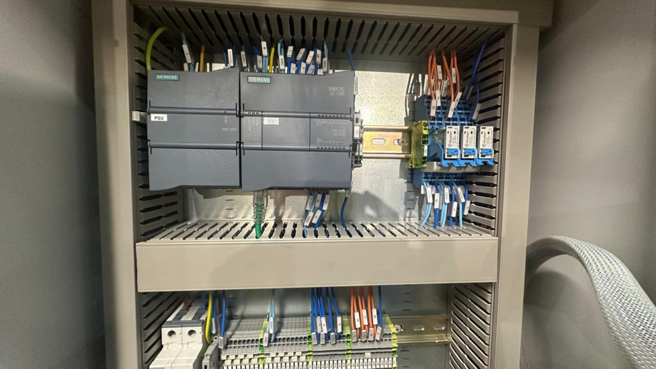 Automated material drop testing: Hale Engineering Automation Project ... Automated material drop testing: Hale Engineering Automation Project ...